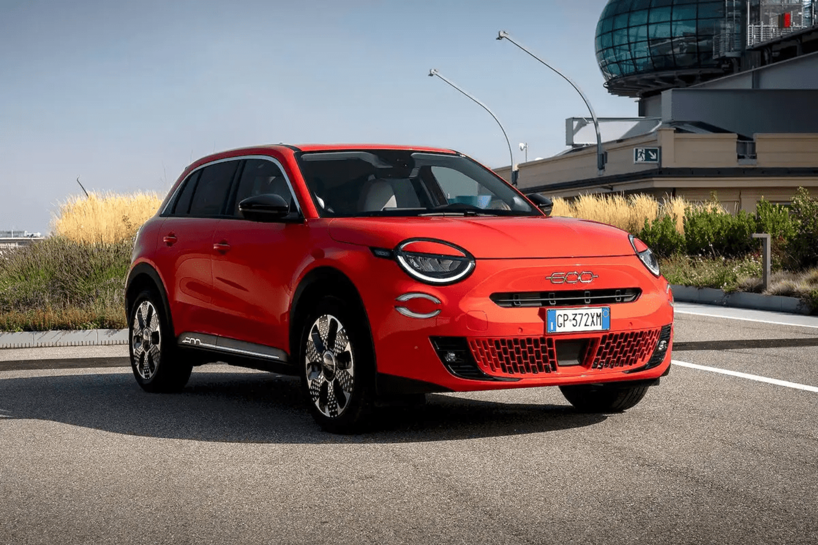 Fiat 600e – Compact & Crossover | Electric SUV Car| Fiat UK